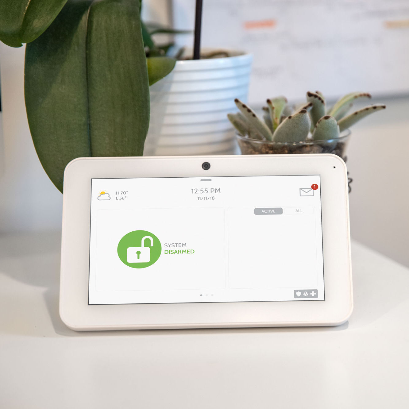 QW9104-840 - Qolsys IQ Remote Wireless Secondary Touchscreen Alarm Keypad