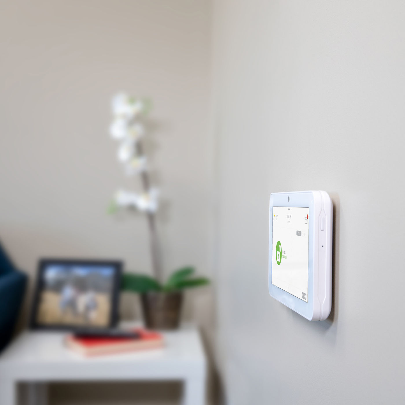 QW9104-840 - Qolsys IQ Remote Wireless Secondary Touchscreen Alarm Keypad