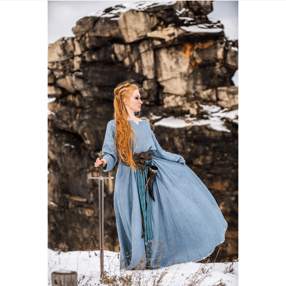 authentic Viking dress, a loving tribute to the fascinating fashion of ...