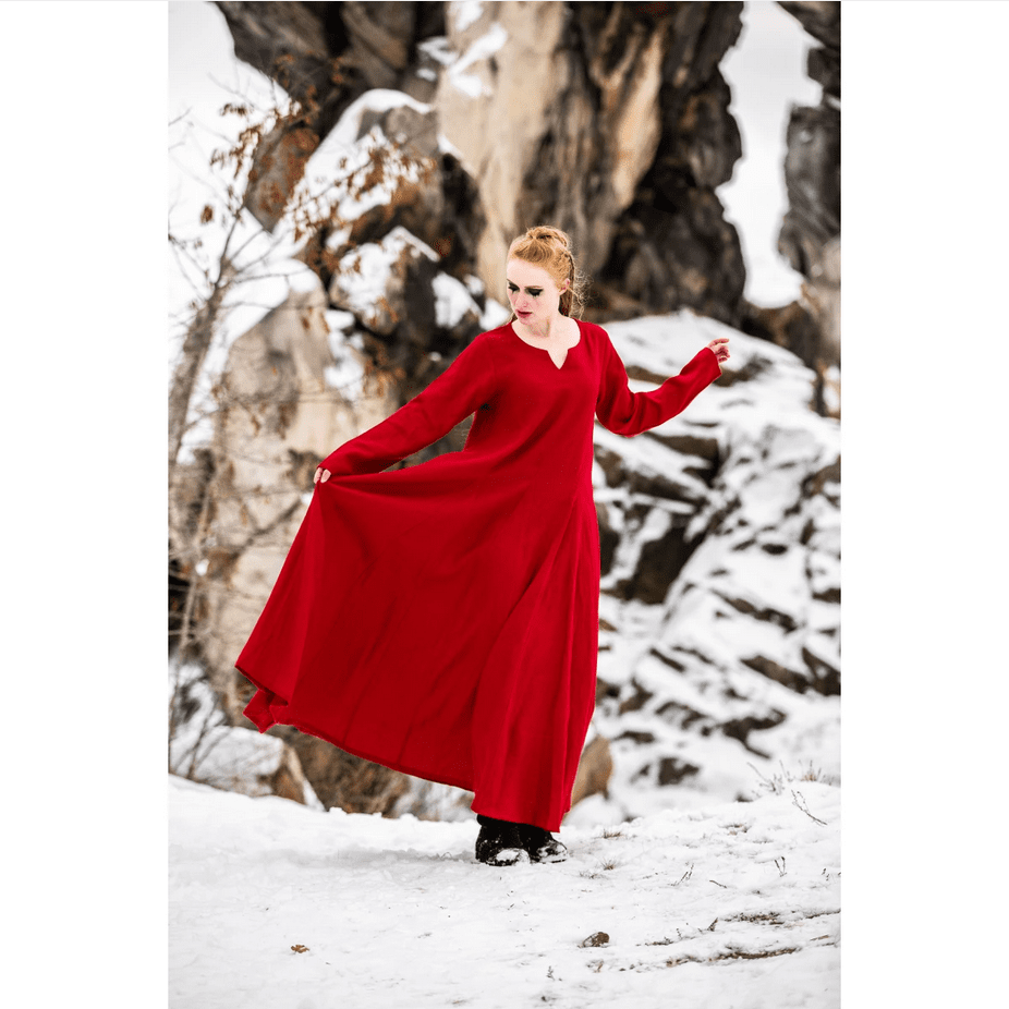authentic Viking dress, a loving tribute to the fascinating fashion of ...