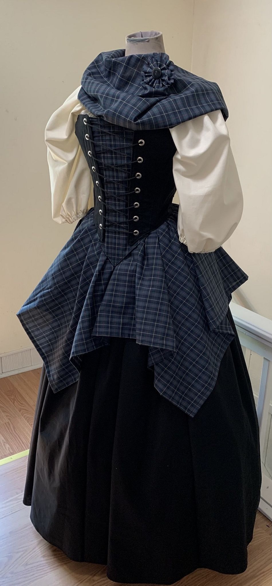 Highland Plaid Lass beautiful blue plaid complete bodice set.