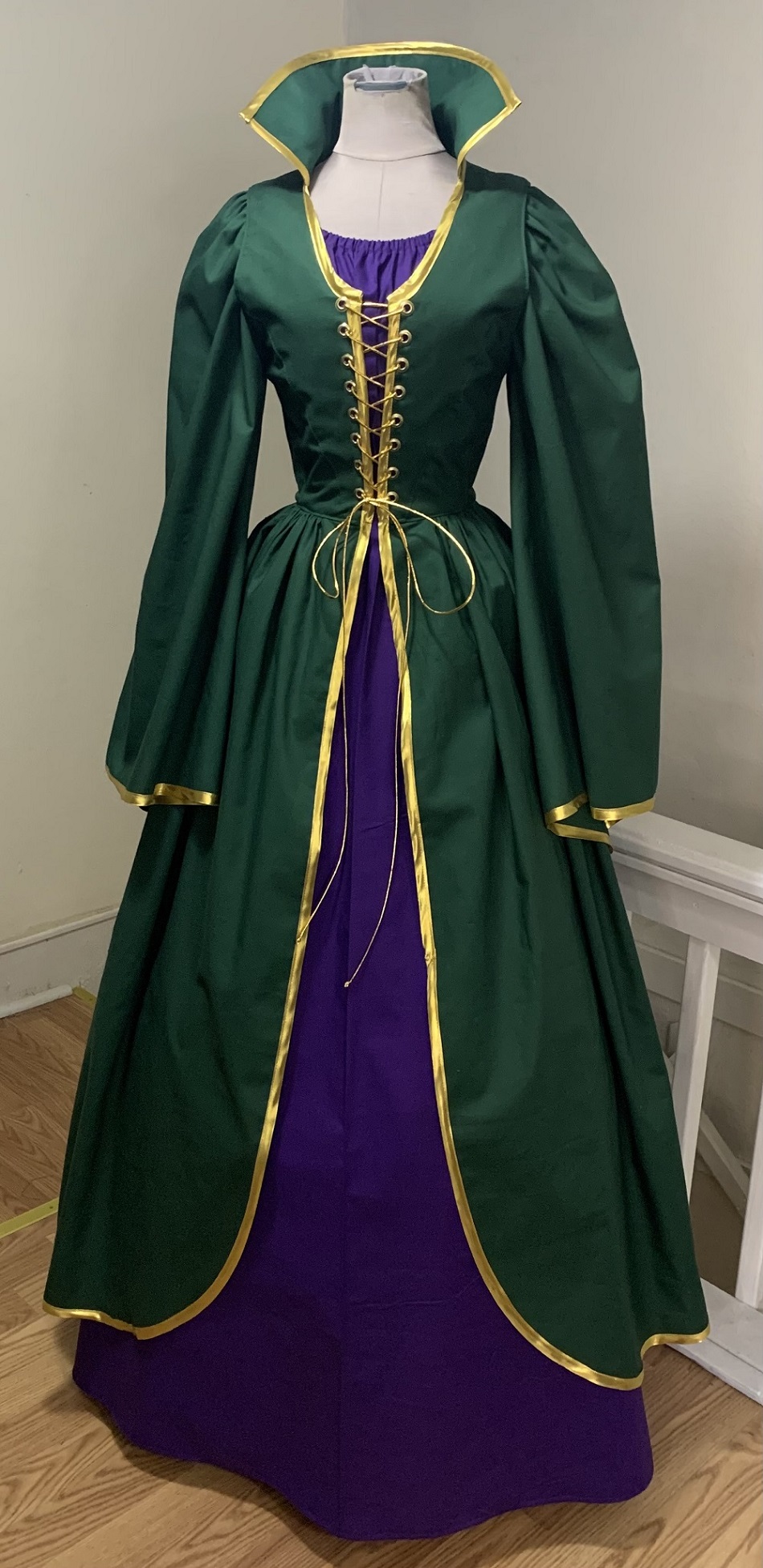 Hocus Pocus Winifred Costume