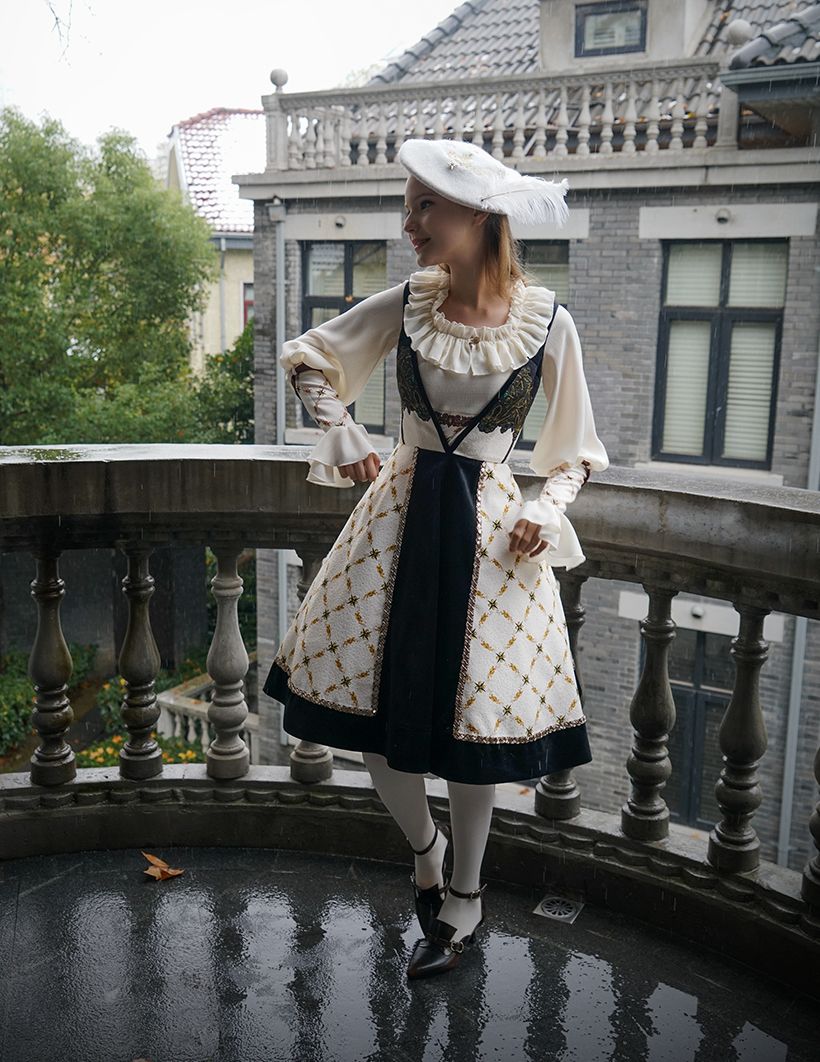 Medieval Borgia Wool Beret