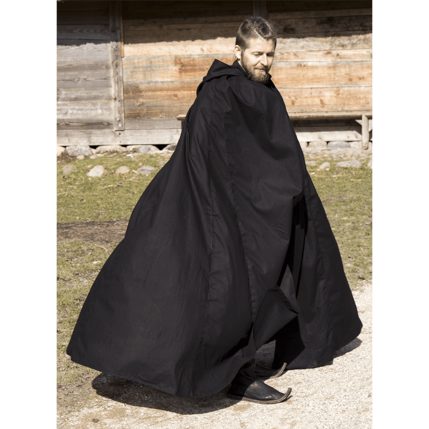Medieval Ready For Battle Arthur Cape
