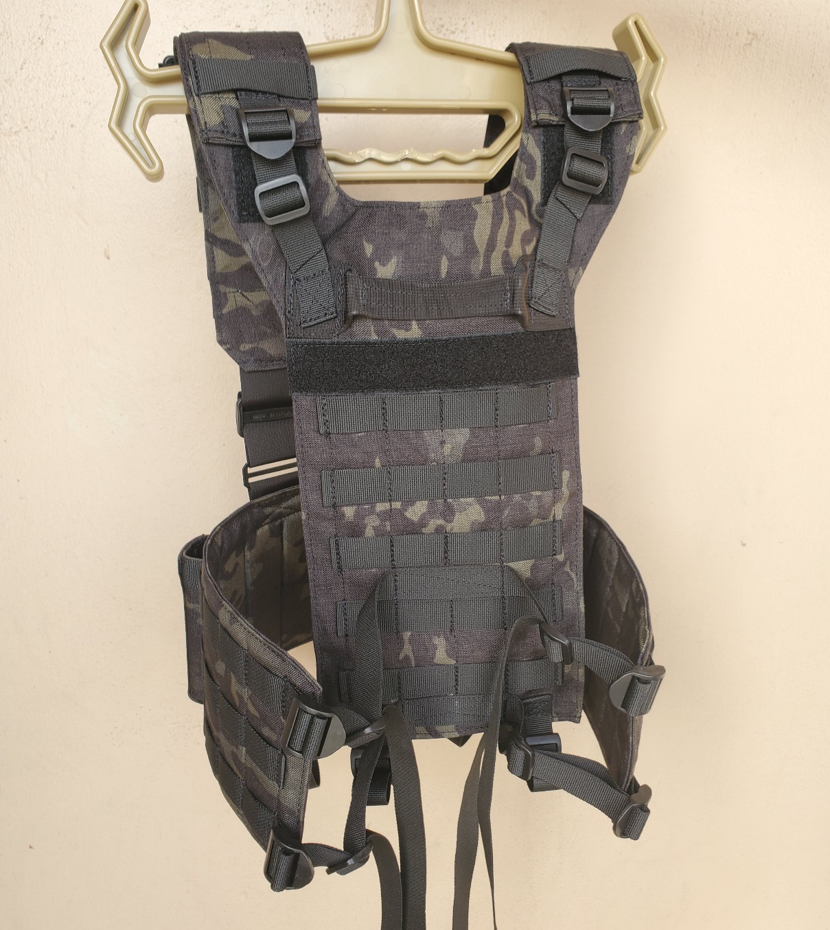 NEW! Black Multicam EMS 9mm Sub Gun Chest Rig