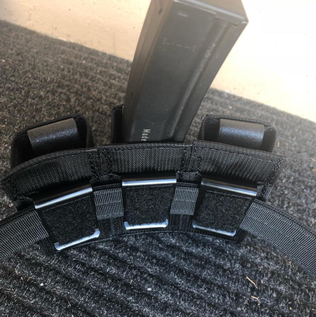 Sub Gun Open Triple Clip On Mag Pouch