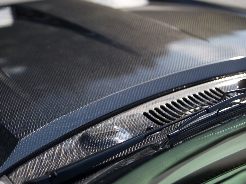 2003-2004 Mustang Carbon Fiber Terminator Style Hood