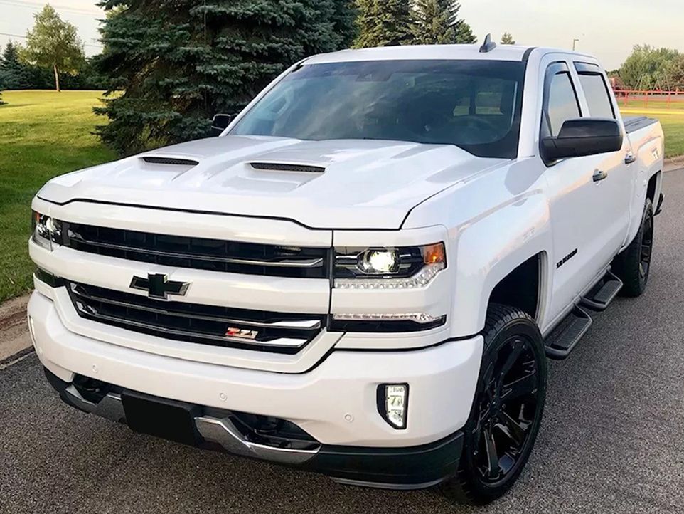 2016-2018 Chevrolet Silverado 1500 Ram Air Hood