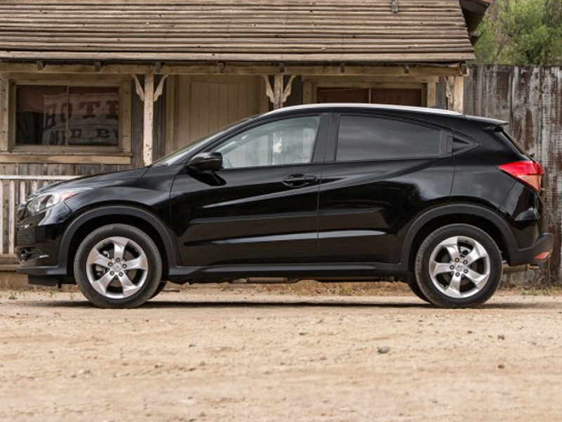 2016-2022 HONDA HR-V PAINTED BODY SIDE MOLDING