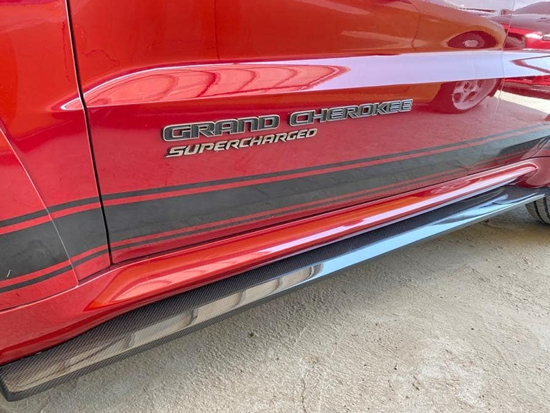 2017-2021 JEEP Carbon Fiber SRT Trackhawk Side Skirts