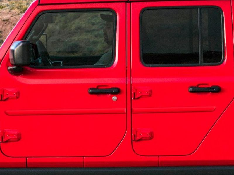 2020-2022 JEEP GLADIATOR PAINTED BODY SIDE MOLDING