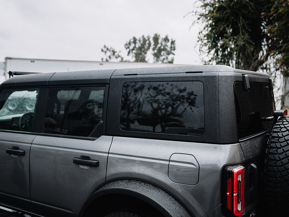 2021-2023 FORD BRONCO 4-DOOR FIBERGLASS HARDTOP (BLACK)