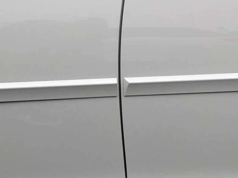 2021-2023 LEXUS IS PAINTED BODY SIDE MOLDING