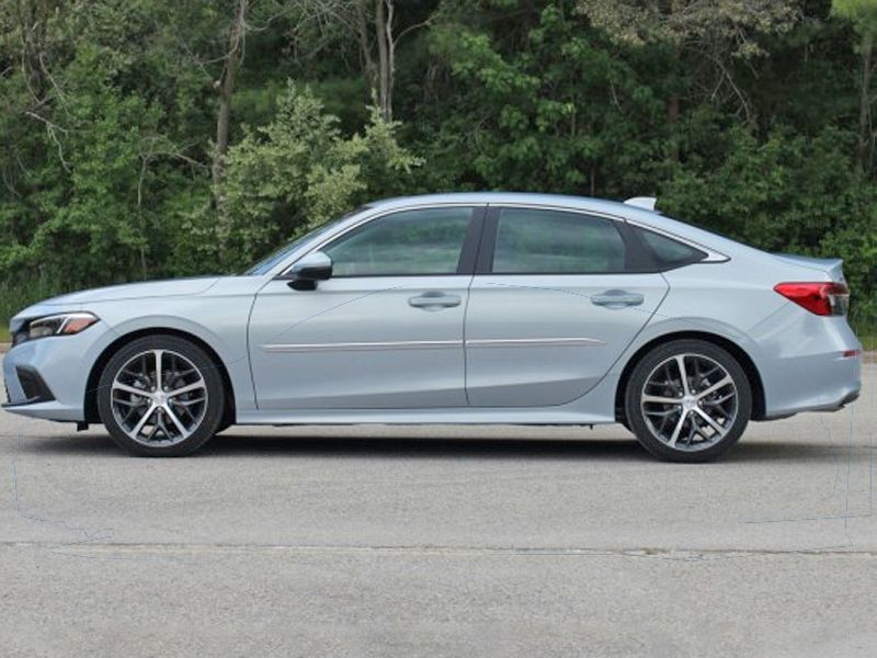 2022 - 2023 HONDA CIVIC 4 DR PAINTED BODY SIDE MOLDING