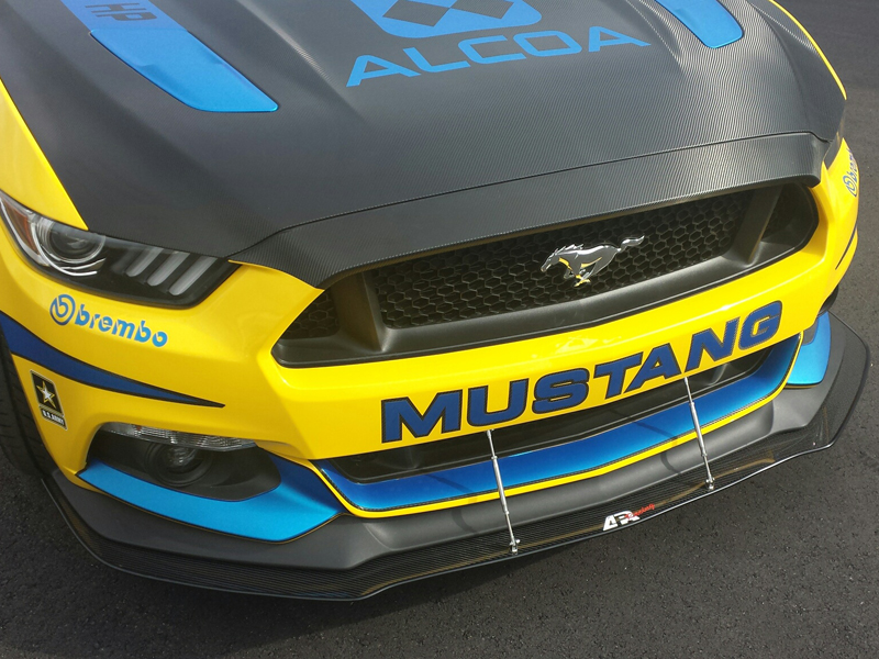 APR CW-201510 2015-2017 Mustang GT Front Carbon Fiber Splitter (w ...