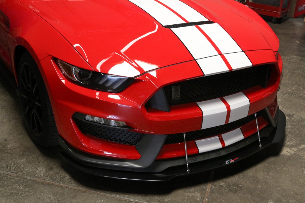 APR CW-201535 Shelby GT350 Carbon Fiber Wind Splitter 2016-2017