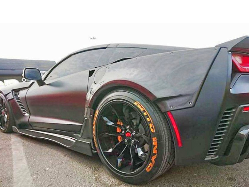 2014-2019 C7 Corvette Manta Ray Side Skirts Splitters By C&C