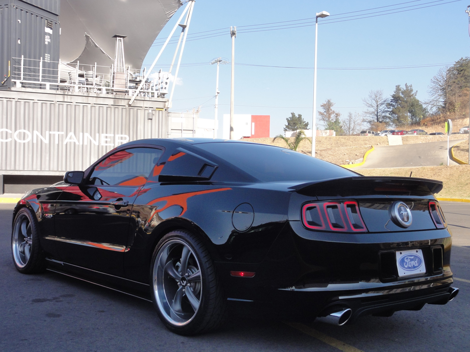 Ford Mustang Rear Conversion Kit GT500 Style 2013 2014