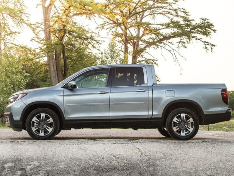 2016-2023 HONDA RIDGELINE PAINTED BODY SIDE MOLDING