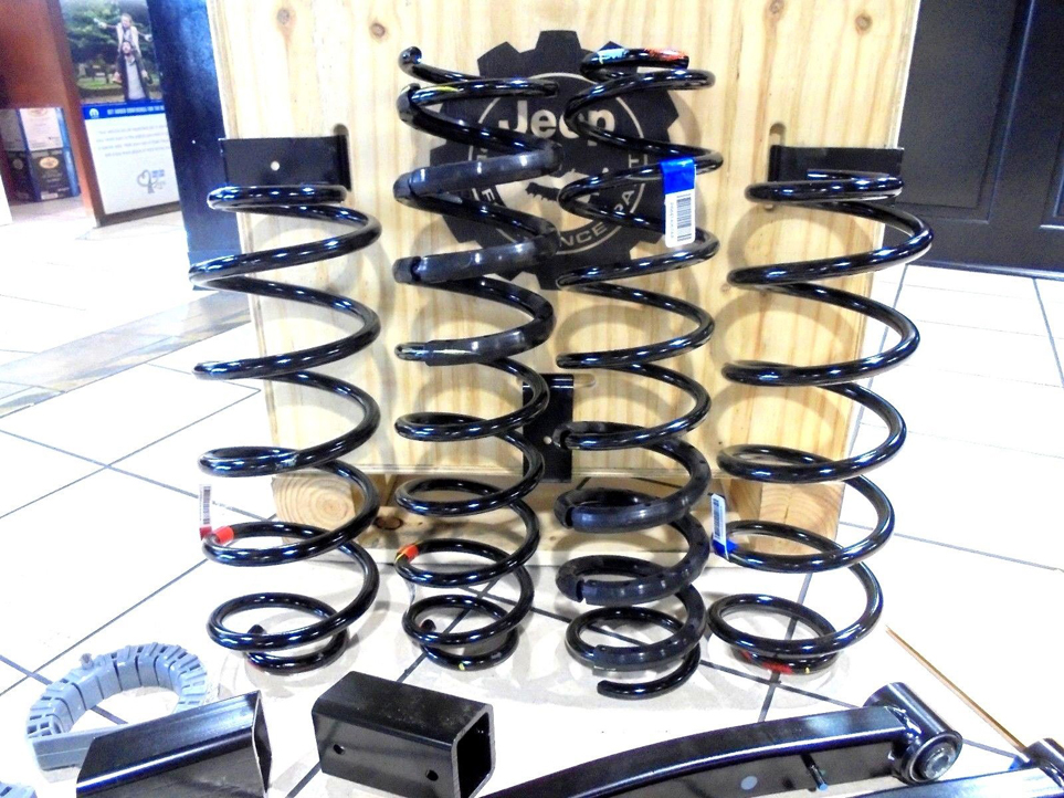 MOPAR 77072395 Jeep Wrangler JL 4 Door 2" Lift Kit 2018-2022