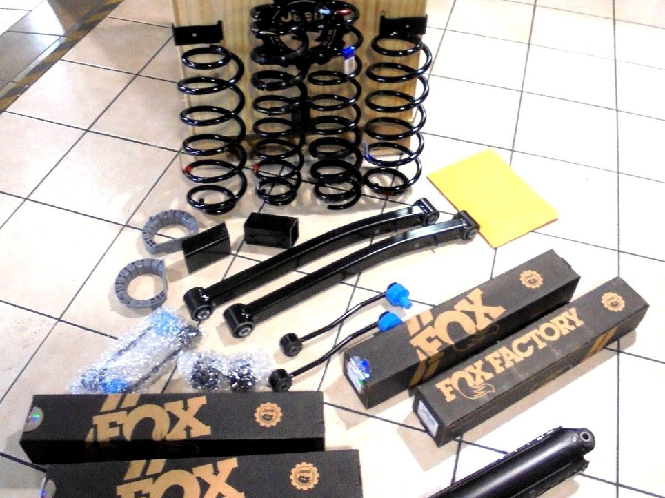 MOPAR 77072395 Jeep Wrangler JL 4 Door 2" Lift Kit 2018-2022