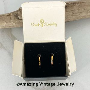 BASIC BEAUTY Pierced Earrings - Gold - in Box