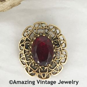 FIRST LADY Pin