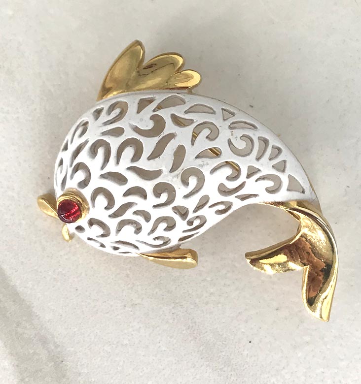 JJ White Enamel Fish Pin