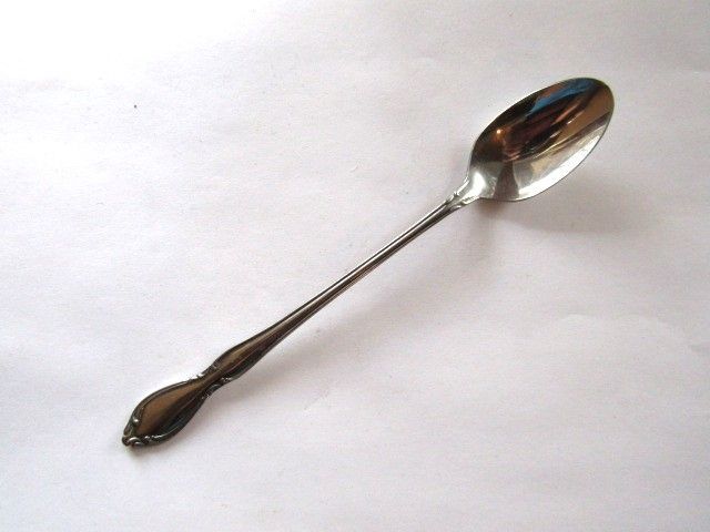 Oneida Deluxe STRATHMORE / HERITAGE Iced Tea Spoon