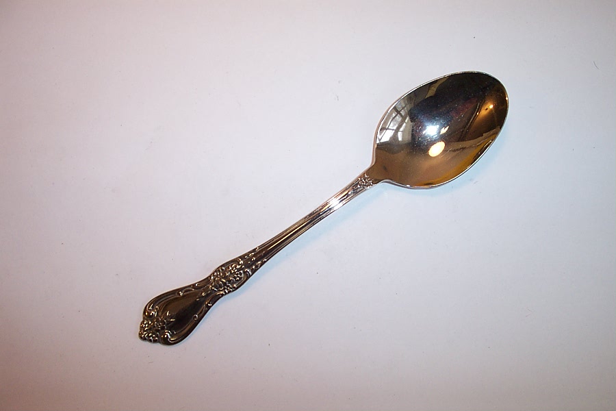 Oneida Distinction Deluxe KENNETT SQUARE Place / Oval Soup Spoon