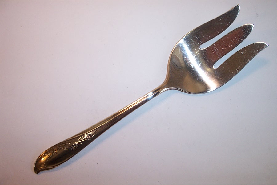 Rogers Bros 1847 SPRINGTIME Meat Serving Fork
