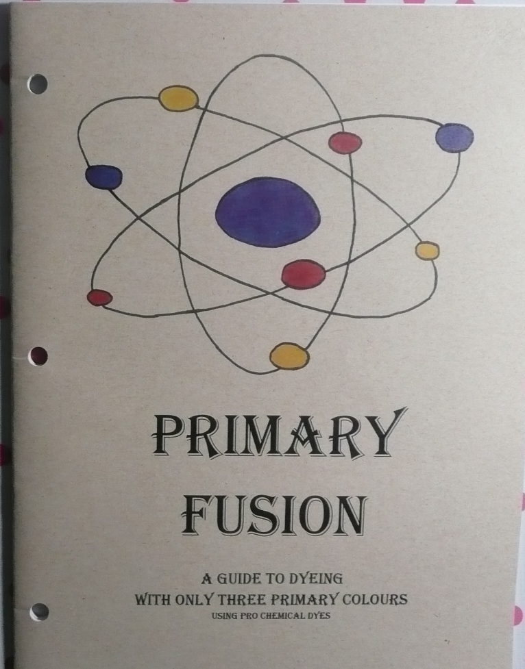 Primary Fusion Dye Kit with Dye, Instruction Book and Swatches!