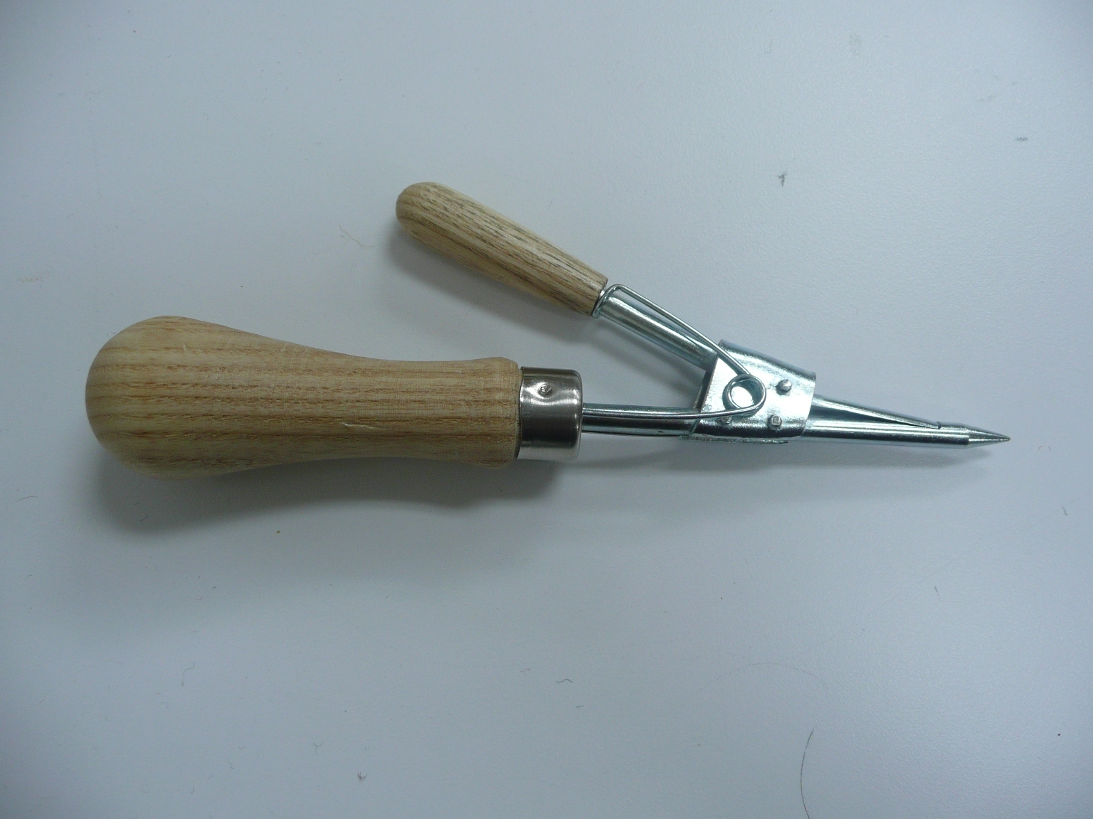 Spring Proddy Tool - Solid Wood Handle