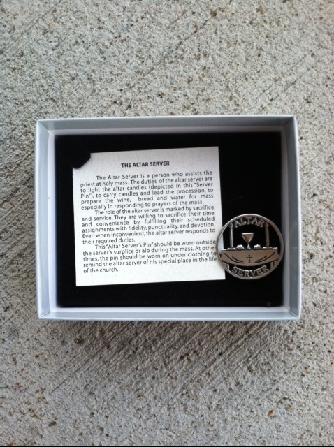 Altar Server Pin | HolyFamilyOnline.com