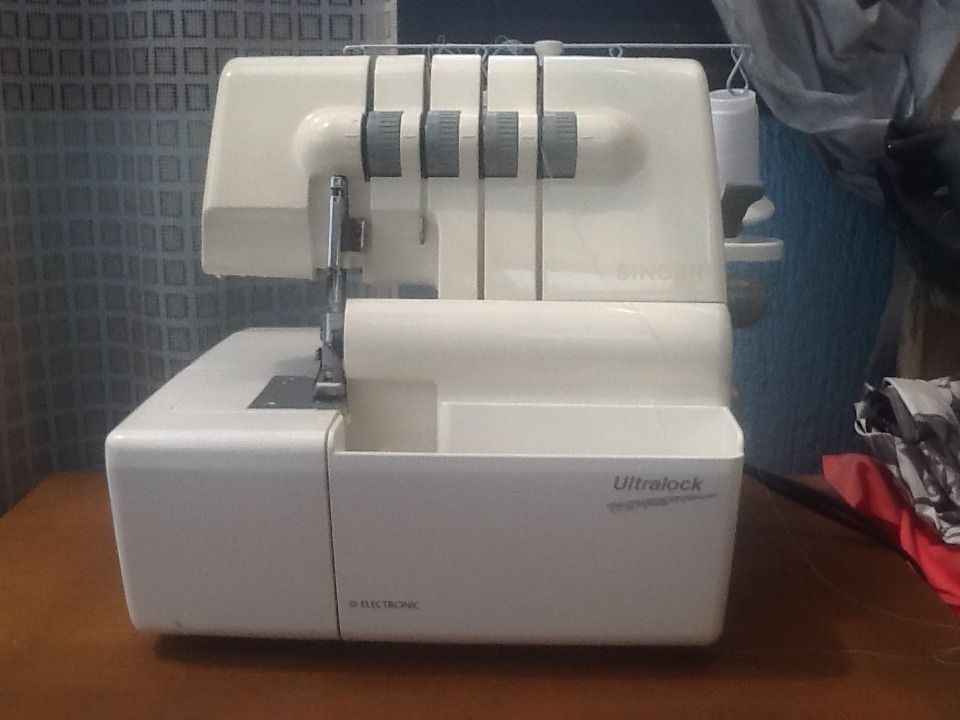 Singer 14U544 14U554 14U555 14U557