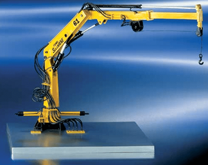 Model Boat Cranes and Winches