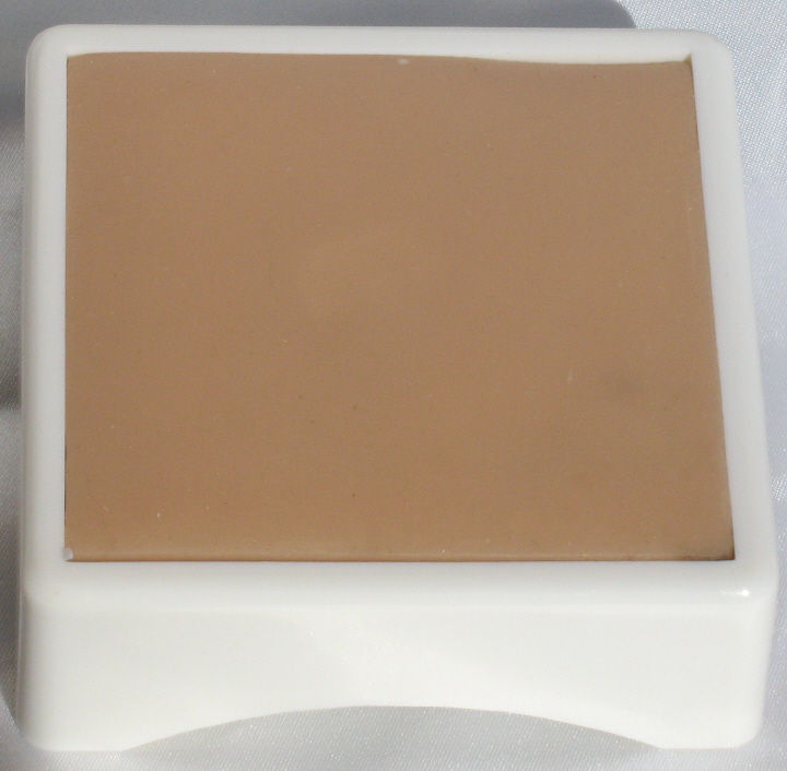 Subcutaneous injection practicing model