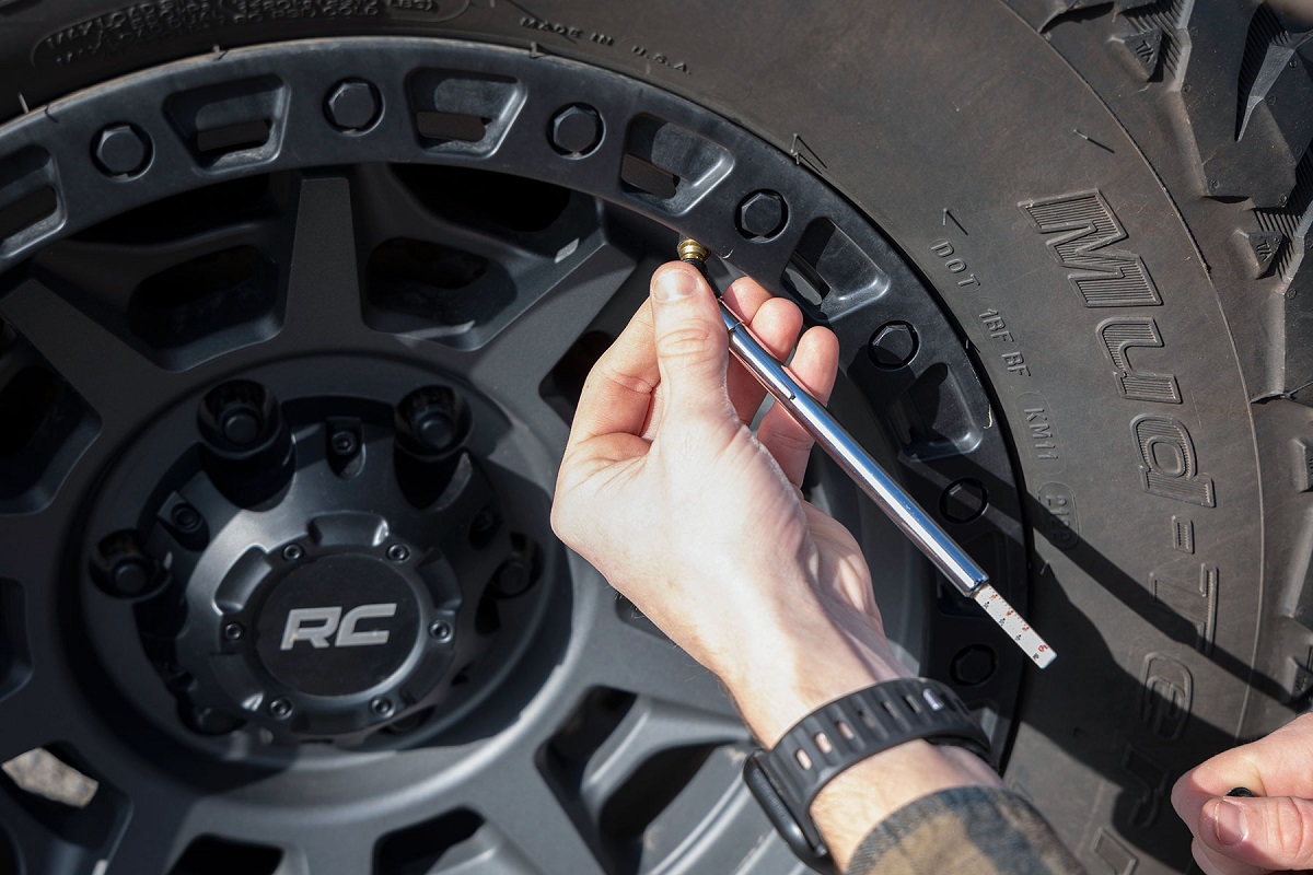 Rough Country 39 Piece Emergency Tire Repair Kit W/ Carrying Case