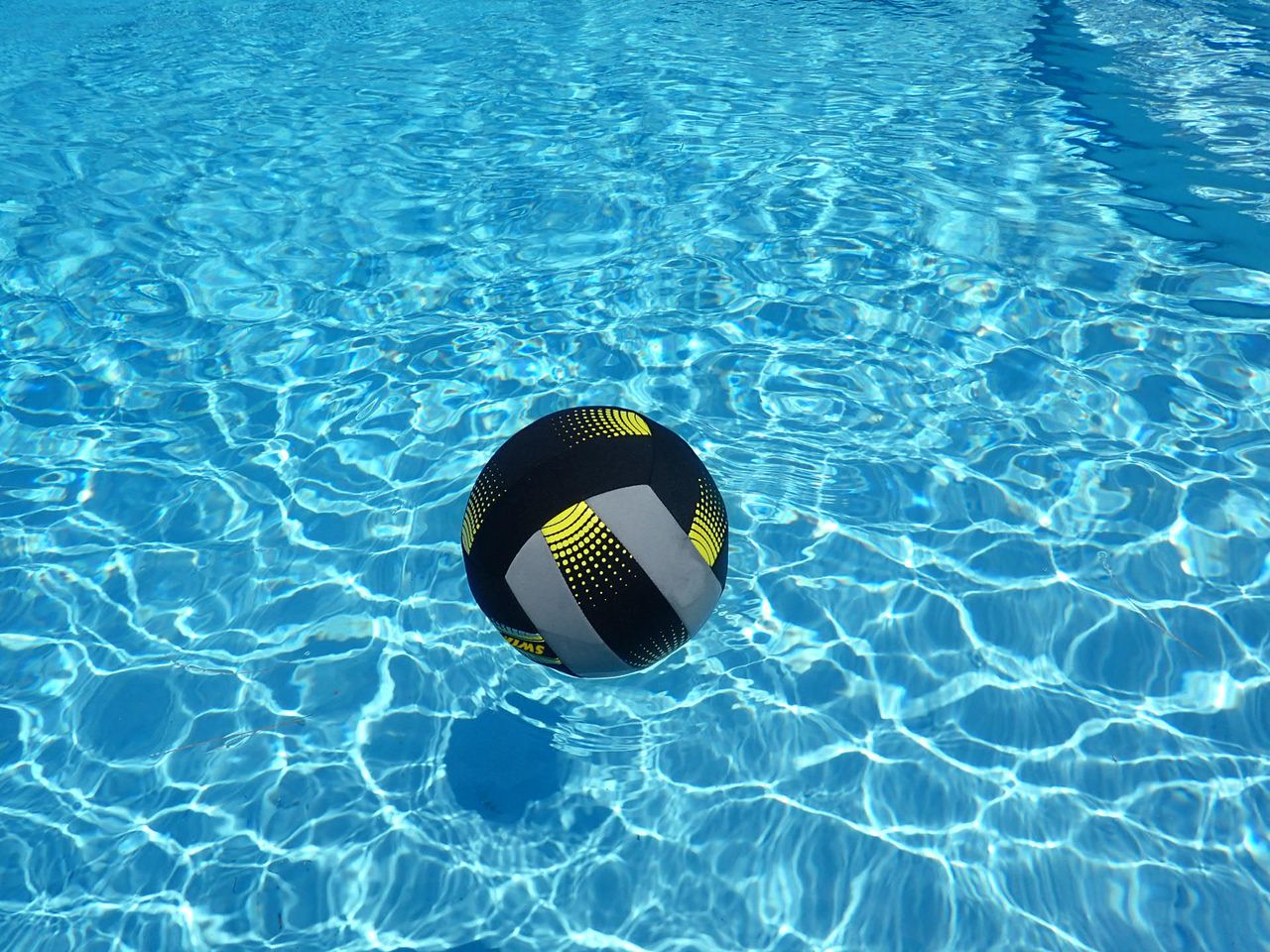 Swimline Neo Pool Volleyball