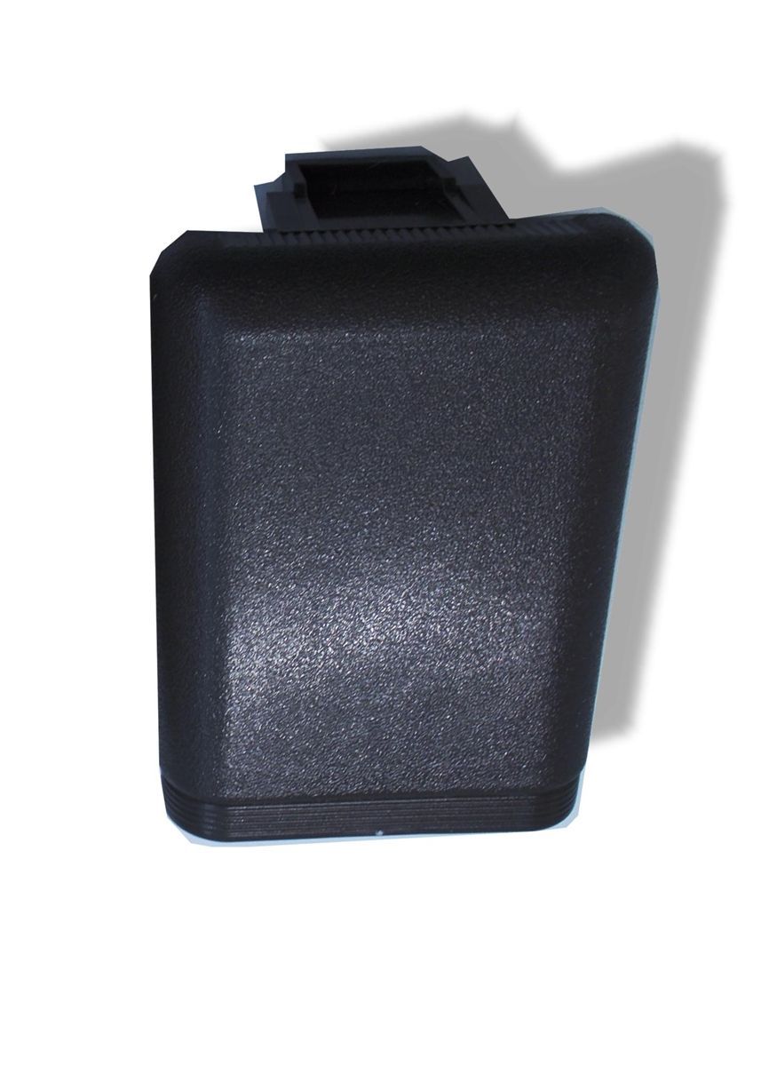 Connector End Trim Cover, AO2 - NEW