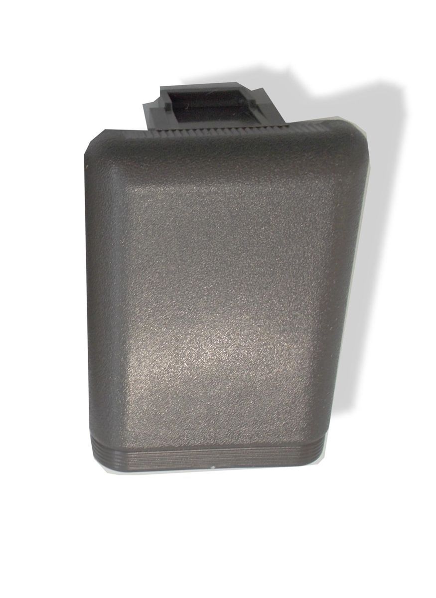 Connector End Trim Cover, AO2 - NEW