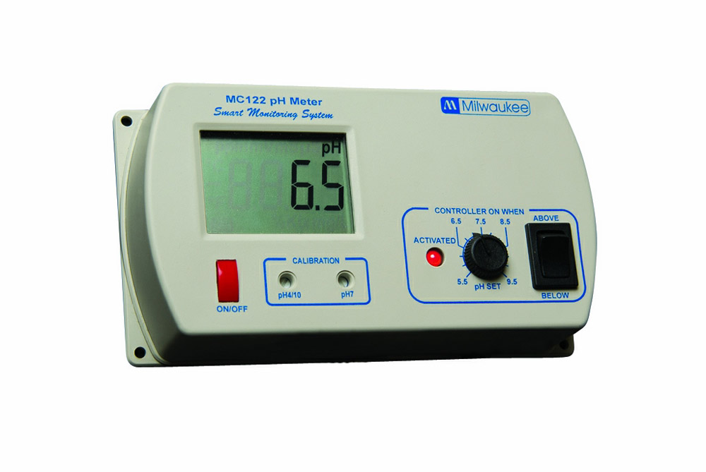 Milwaukee MC122 pH Controller