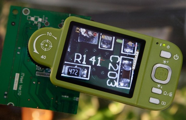 Oasis Scientific ViTiny VT-300 Portable Digital Microscope