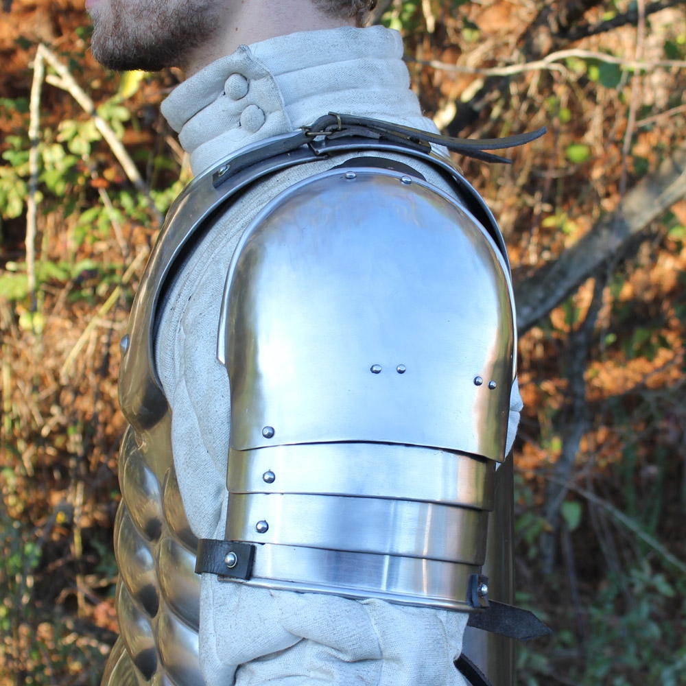 Plate Armor Cavalier Pauldrons 5J3-IN9206 - Medieval Pauldrons