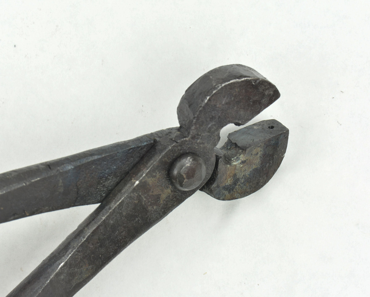 Flat Ring Dome Riveting Tool for Chainmail Crafting