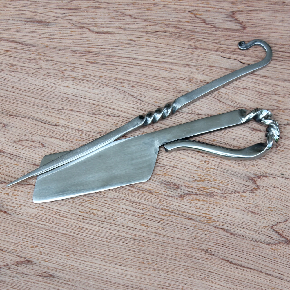 Medieval Style Stainless Twisted Eating Pick NN2-IN8404 - Dining Utensi