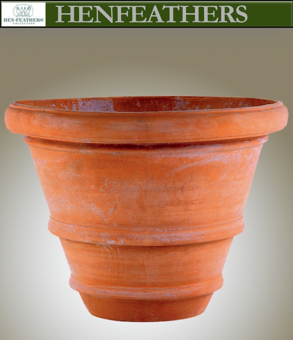 Artisan Rolled Rim Vase Grande - HenFeathers