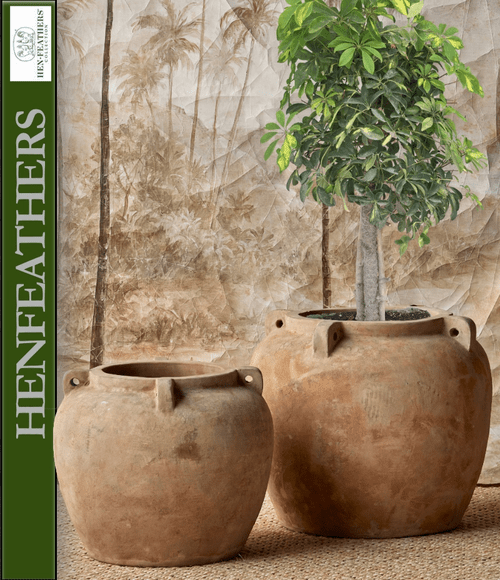 Cordelia Antique Sand Urn - HenFeathers