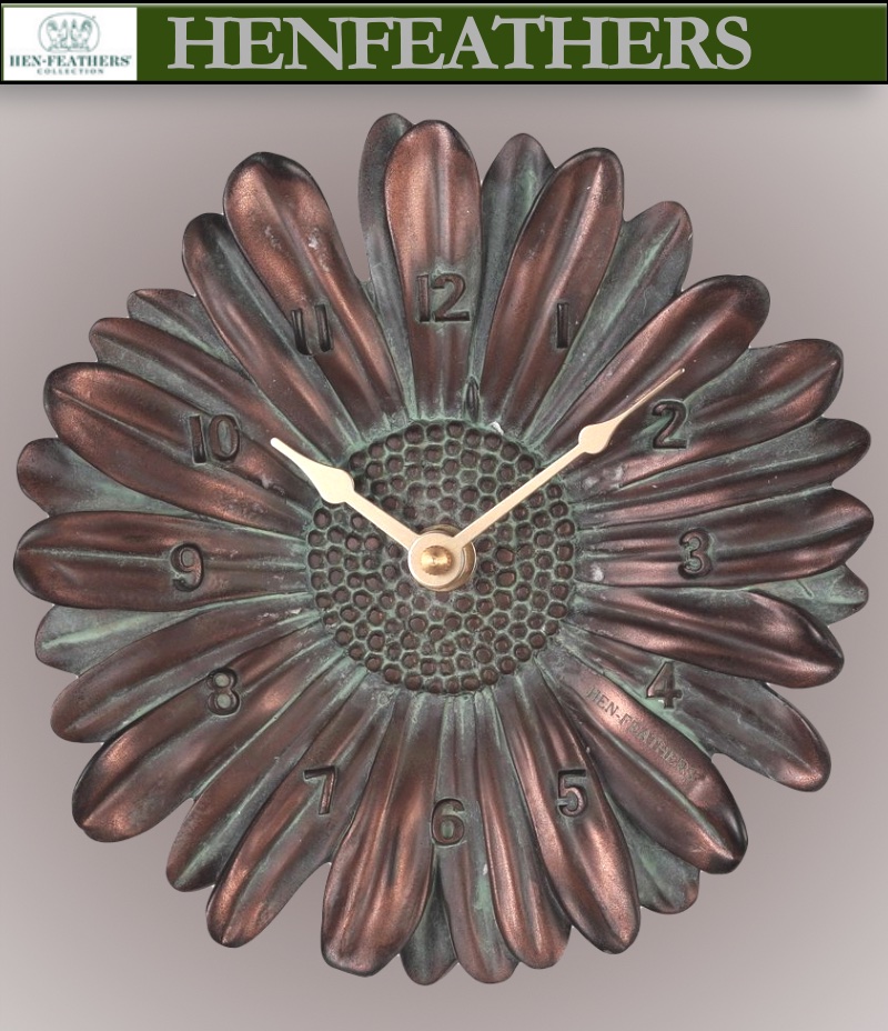Daisy Clock - Garden Decor - HenFeathers