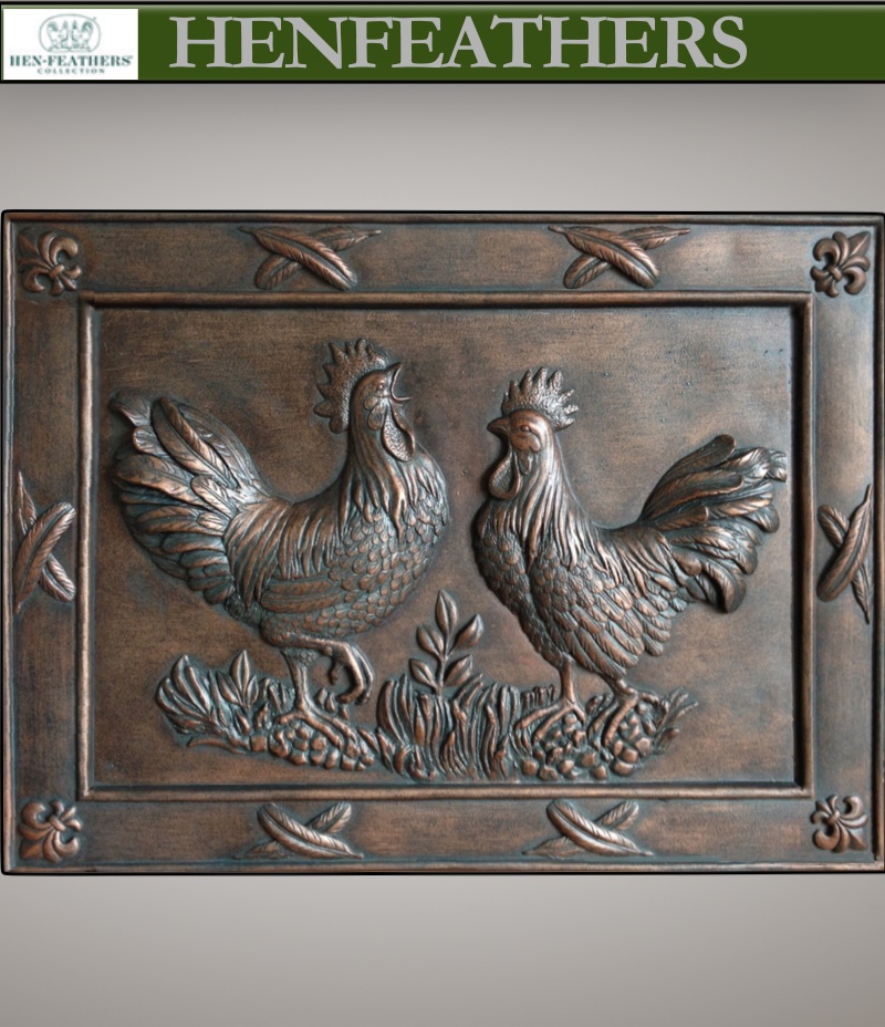 Deux Rooster bas Relief - HenFeathers